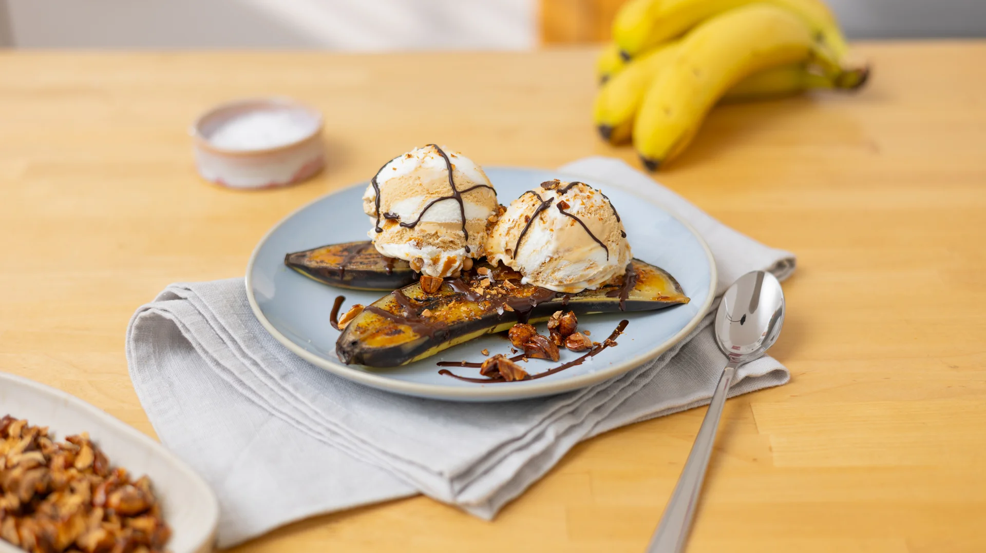 Unser Netto-Rezept für dich - Salted Caramel Banana Split vom Grill